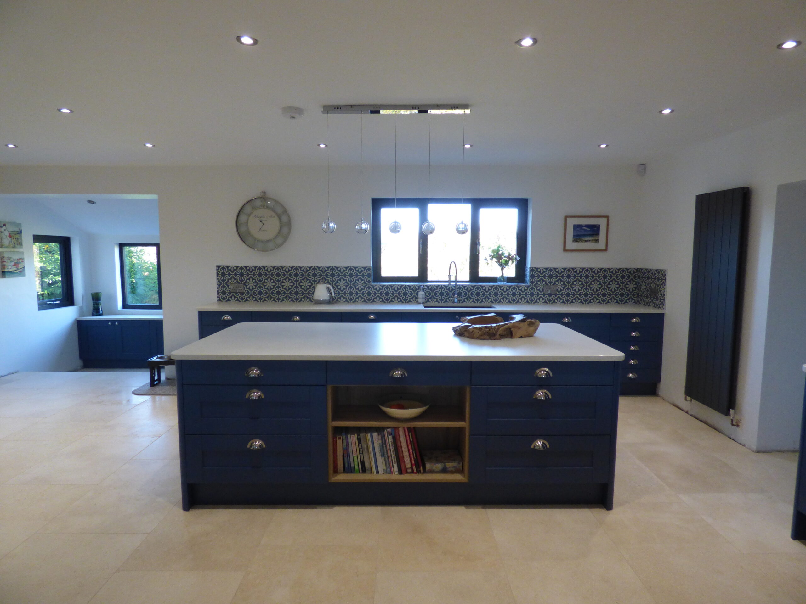 MODERN SHAKER PRUSSIAN BLUE & MUSSEL - Kitchen Flair