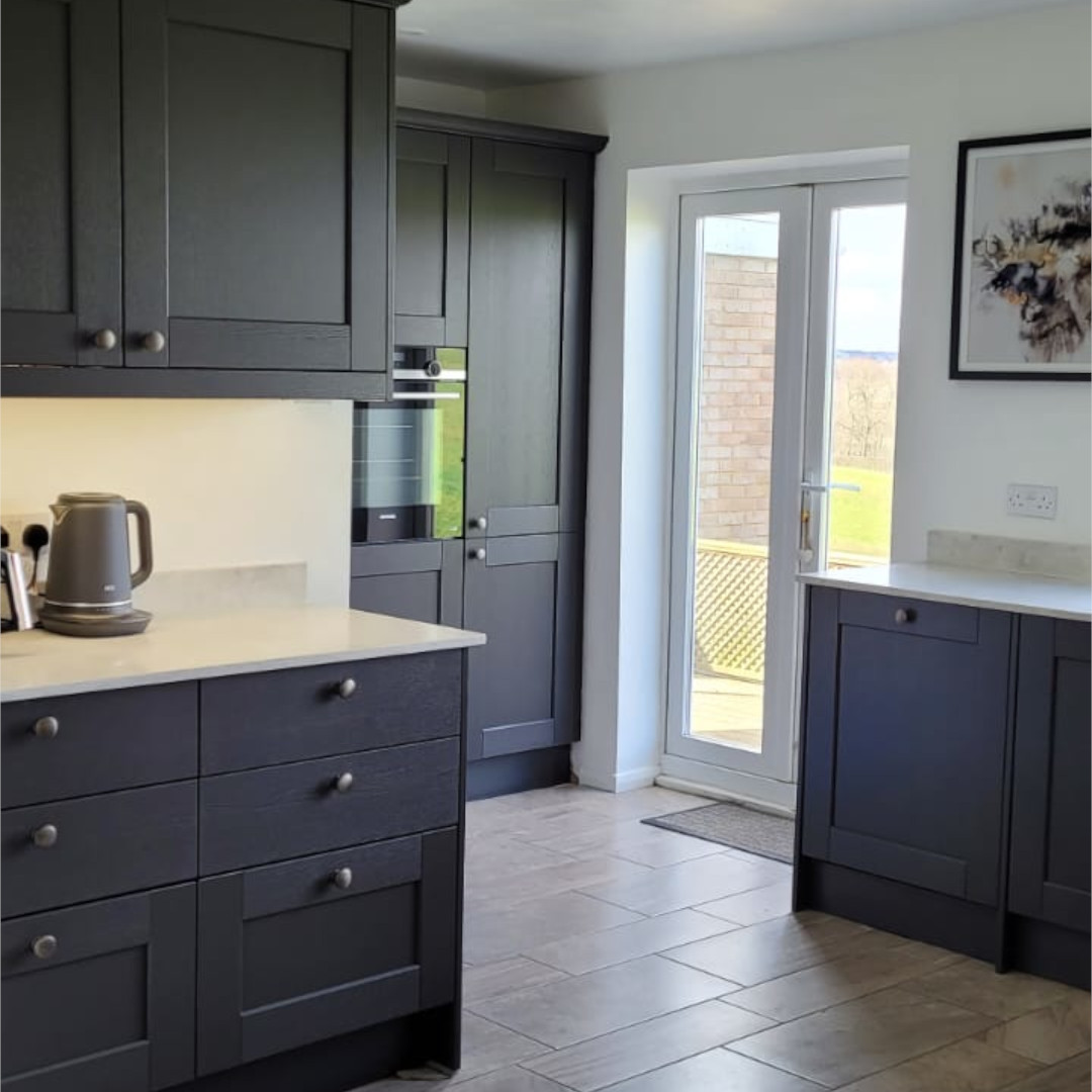 GRAPHITE GREY BESPOKE KITCHEN | Kitchen Flair